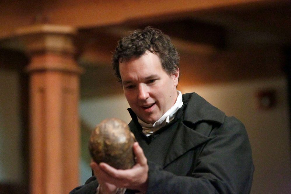 Hamlet | American Shakespeare Center